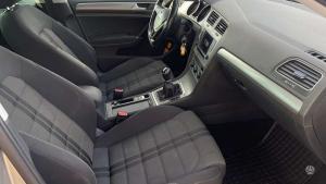 Brūns Volkswagen Golf 2015 Marijampole, ar dzinēja tilpumu 1.40 L un nobraukumu 318 tūkst. km par 6200 €, foto 14 vietnē AUTOMOTO.COM.LV
