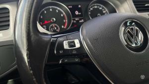 Brūns Volkswagen Golf 2015 Marijampole, ar dzinēja tilpumu 1.40 L un nobraukumu 318 tūkst. km par 6200 €, foto 17 vietnē AUTOMOTO.COM.LV