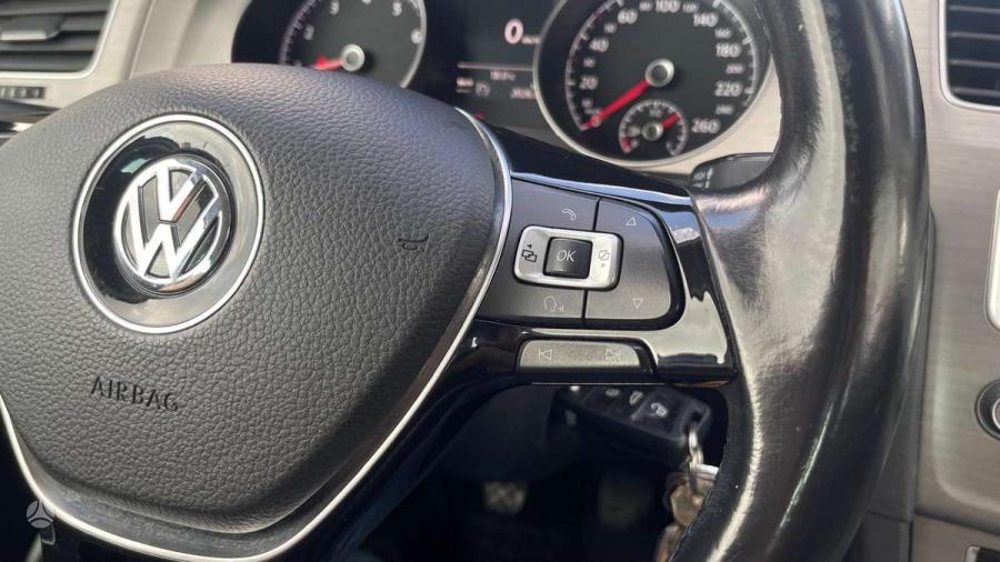Brūns Volkswagen Golf 2015 Marijampole, ar dzinēja tilpumu 1.40 L un nobraukumu 318 tūkst. km par 6200 €, foto 18 vietnē AUTOMOTO.COM.LV
