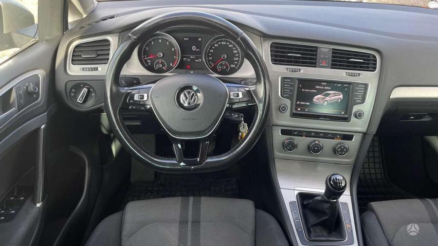 Brūns Volkswagen Golf 2015 Marijampole, ar dzinēja tilpumu 1.40 L un nobraukumu 318 tūkst. km par 6200 €, foto 22 vietnē AUTOMOTO.COM.LV