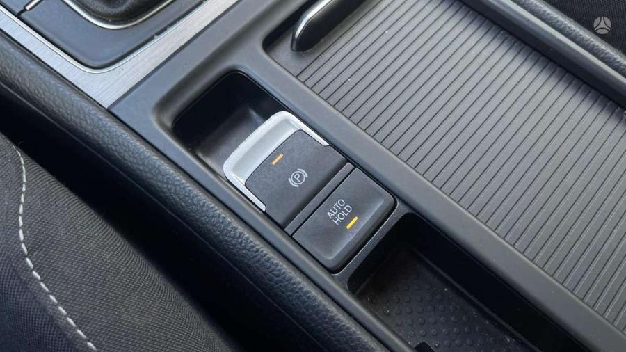 Brūns Volkswagen Golf 2015 Marijampole, ar dzinēja tilpumu 1.40 L un nobraukumu 318 tūkst. km par 6200 €, foto 28 vietnē AUTOMOTO.COM.LV