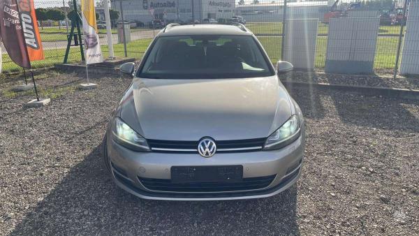 Volkswagen Golf 2015 Marijampole vietnē Brūns Volkswagen Golf 2015 Marijampole, ar dzinēja tilpumu 1.40 L un nobraukumu 318 tūkst. km par 6200 €, foto 8 vietnē AUTOMOTO.COM.LV