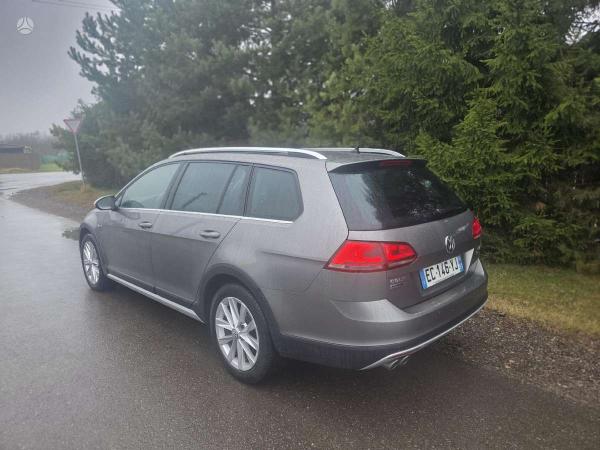 Brown Volkswagen Golf 2016 in Kaunas, with an engine capacity of 1.60 L and mileage of 230 thousand km for 7200 €, photo 2 on AUTOMOTO.COM.LV