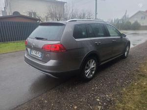 Brown Volkswagen Golf 2016 in Kaunas, with an engine capacity of 1.60 L and mileage of 230 thousand km for 7200 €, photo 5 on AUTOMOTO.COM.LV