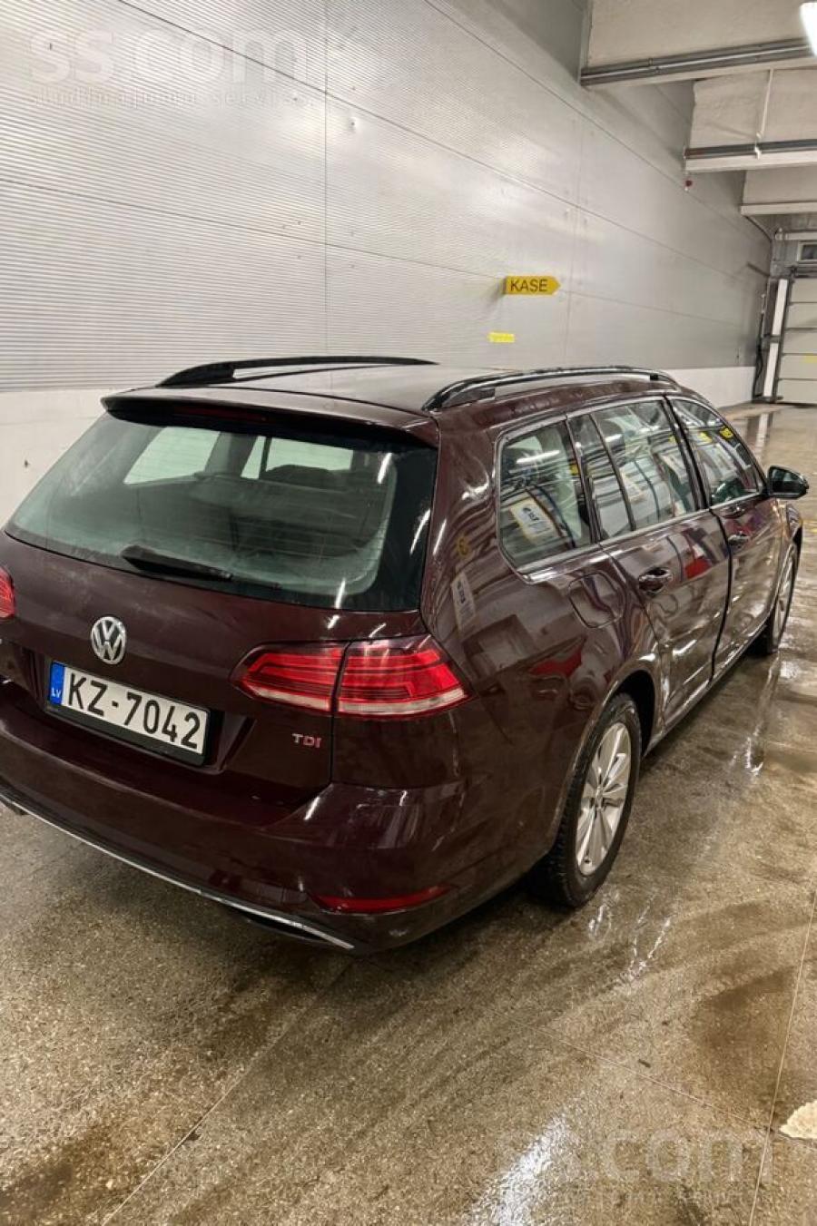 Brūns Volkswagen Golf 2017 Rīga, ar dzinēja tilpumu 1.60 L un nobraukumu 240 tūkst. km par 7800 €, foto 2 vietnē AUTOMOTO.COM.LV