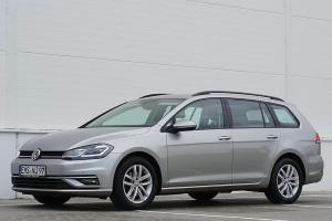 Brown Volkswagen Golf 2017 in Riga, with an engine capacity of 1.60 L and mileage of 208 thousand km for 8900 €, photo 5 on AUTOMOTO.COM.LV