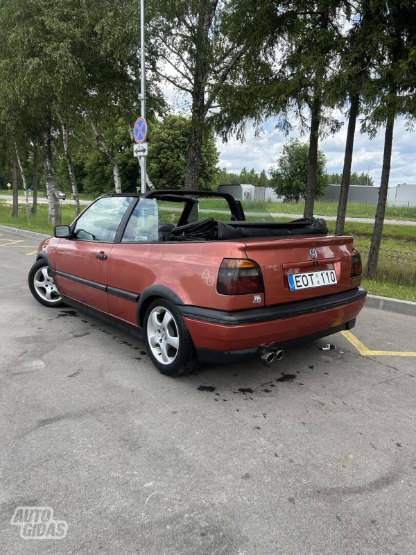 Volkswagen Golf 1994 in Vilnius, with an engine capacity of 1.60 L and mileage of 154 thousand km for 2200 €, photo 3 on AUTOMOTO.COM.LV