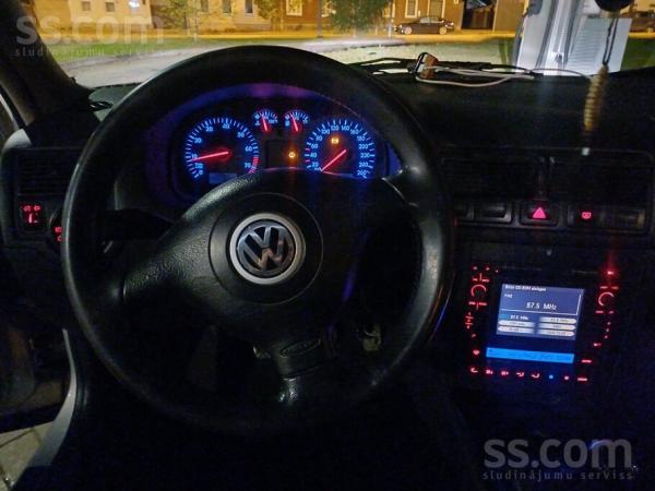 Volkswagen Golf 1998 Daugavpils, ar dzinēja tilpumu 1.60 L un nobraukumu 203 tūkst. km par 1200 €, foto 7 vietnē AUTOMOTO.COM.LV