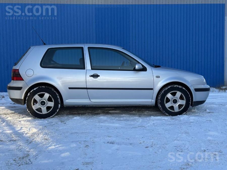 Volkswagen Golf 2001 in Riga, with an engine capacity of 1.40 L and mileage of 274 thousand km for 1290 €, photo 6 on AUTOMOTO.COM.LV