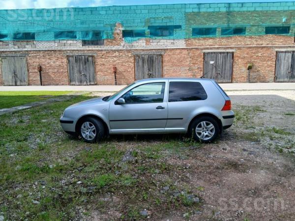 Volkswagen Golf 2002 in Riga, with an engine capacity of 1.90 L and mileage of 272 thousand km for 1550 €, photo 3 on AUTOMOTO.COM.LV