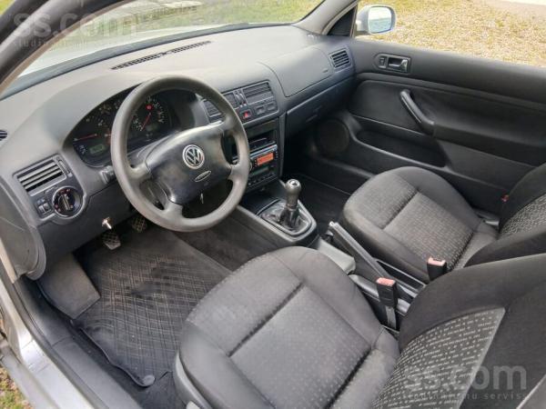 Volkswagen Golf 2002 in Riga, with an engine capacity of 1.90 L and mileage of 272 thousand km for 1550 €, photo 7 on AUTOMOTO.COM.LV