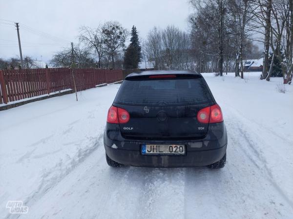 Volkswagen Golf 2004 Varėna, ar dzinēja tilpumu 1.90 L un nobraukumu 300 tūkst. km par 900 €, foto 3 vietnē AUTOMOTO.COM.LV