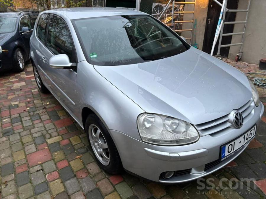 Volkswagen Golf 2006 in Limbazi, with an engine capacity of 1.90 L and mileage of 267 thousand km for 2999 €, photo 2 on AUTOMOTO.COM.LV