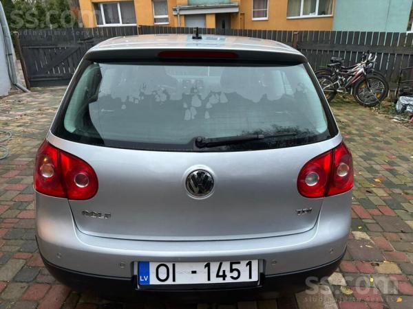 Volkswagen Golf 2006 in Cesis, with an engine capacity of 1.90 L and mileage of 267 thousand km for 3150 €, photo 5 on AUTOMOTO.COM.LV