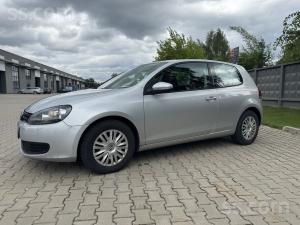 Volkswagen Golf 2009 Rīga, ar dzinēja tilpumu 1.60 L un nobraukumu 150 tūkst. km par 2500 €, foto 3 vietnē AUTOMOTO.COM.LV
