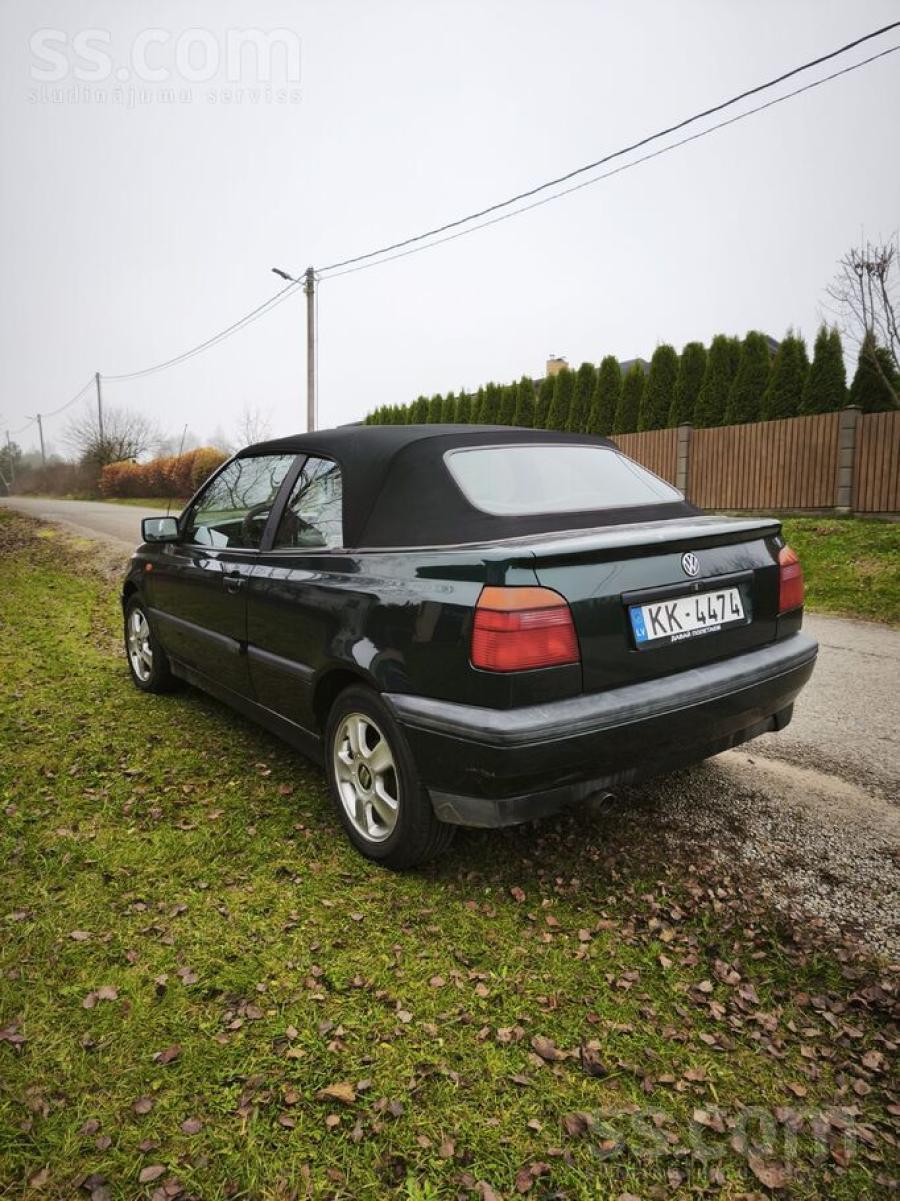 Green Volkswagen Golf 1996 in Riga, with an engine capacity of 1.80 L and mileage of 272 thousand km for 1800 €, photo 3 on AUTOMOTO.COM.LV