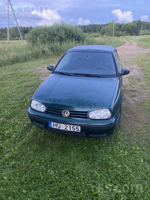 Green Volkswagen Golf 1998 in Ludza, with an engine capacity of 1.60 L and mileage of 250 thousand km for 1000 €, photo 4 on AUTOMOTO.COM.LV