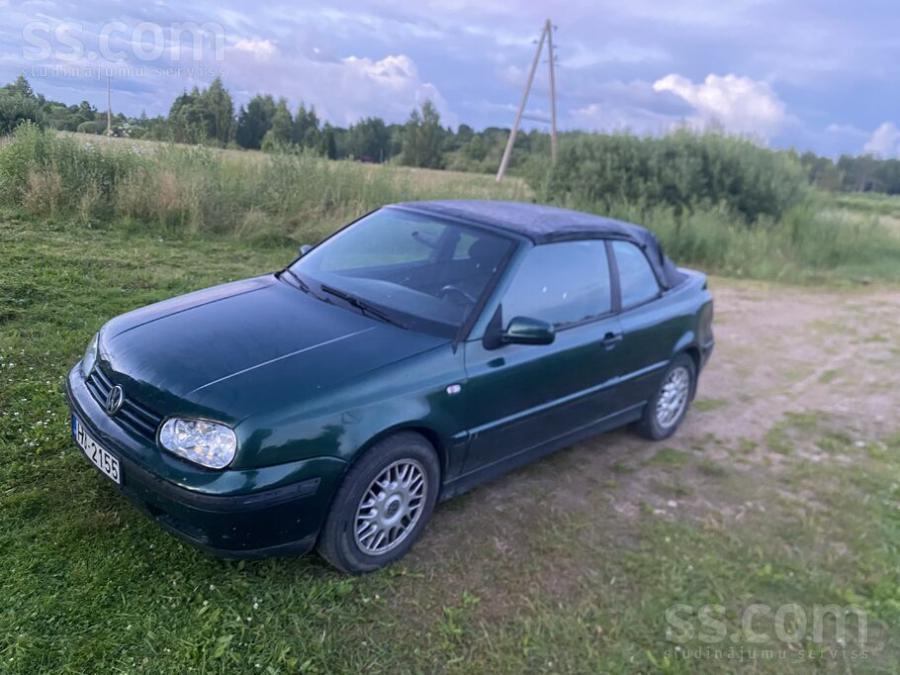 Green Volkswagen Golf 1998 in Ludza, with an engine capacity of 1.60 L and mileage of 250 thousand km for 1000 €, photo 5 on AUTOMOTO.COM.LV