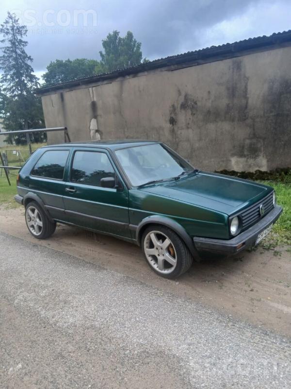 Zaļš Volkswagen Golf 1989 Valka, ar dzinēja tilpumu 1.60 L un nobraukumu 320 tūkst. km par 1700 €, foto 7 vietnē AUTOMOTO.COM.LV