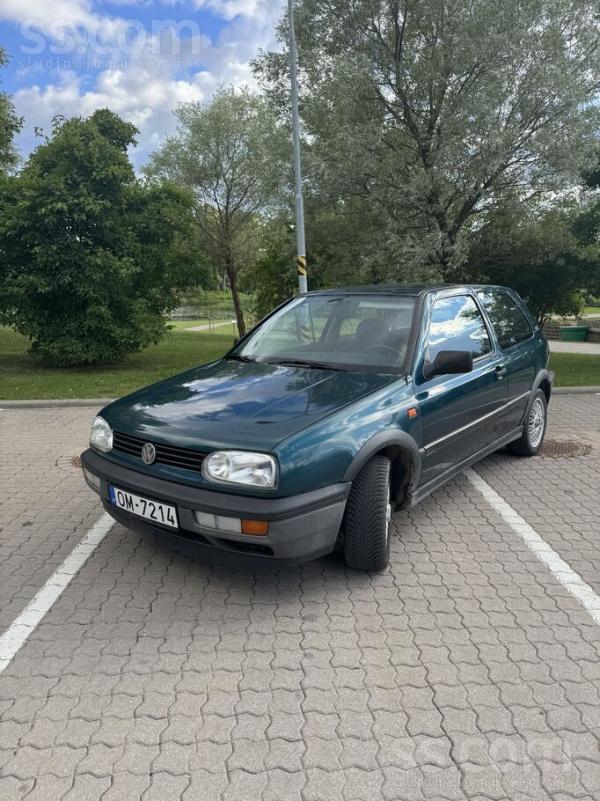 Green Volkswagen Golf 1992 in Jelgava, with an engine capacity of 1.90 L and mileage of 184 thousand km for 4000 €, photo 1 on AUTOMOTO.COM.LV