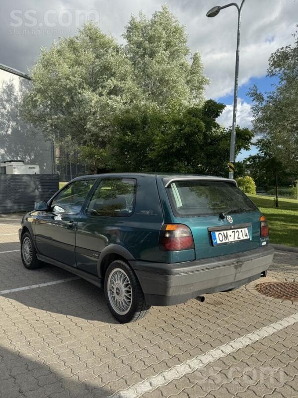 Green Volkswagen Golf 1992 in Jelgava, with an engine capacity of 1.90 L and mileage of 184 thousand km for 4000 €, photo 4 on AUTOMOTO.COM.LV