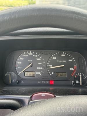 Green Volkswagen Golf 1992 in Jelgava, with an engine capacity of 1.90 L and mileage of 184 thousand km for 4000 €, photo 11 on AUTOMOTO.COM.LV