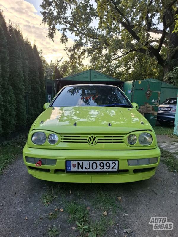 Volkswagen Golf 1995 Kauņa vietnē Zaļš Volkswagen Golf 1995 Kauņa, ar dzinēja tilpumu 2.80 L un nobraukumu 0 tūkst. km par 4100 €, foto 5 vietnē AUTOMOTO.COM.LV