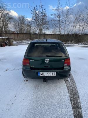 Zaļš Volkswagen Golf 1999 Rīga, ar dzinēja tilpumu 1.90 L un nobraukumu 344 tūkst. km par 1000 €, foto 2 vietnē AUTOMOTO.COM.LV