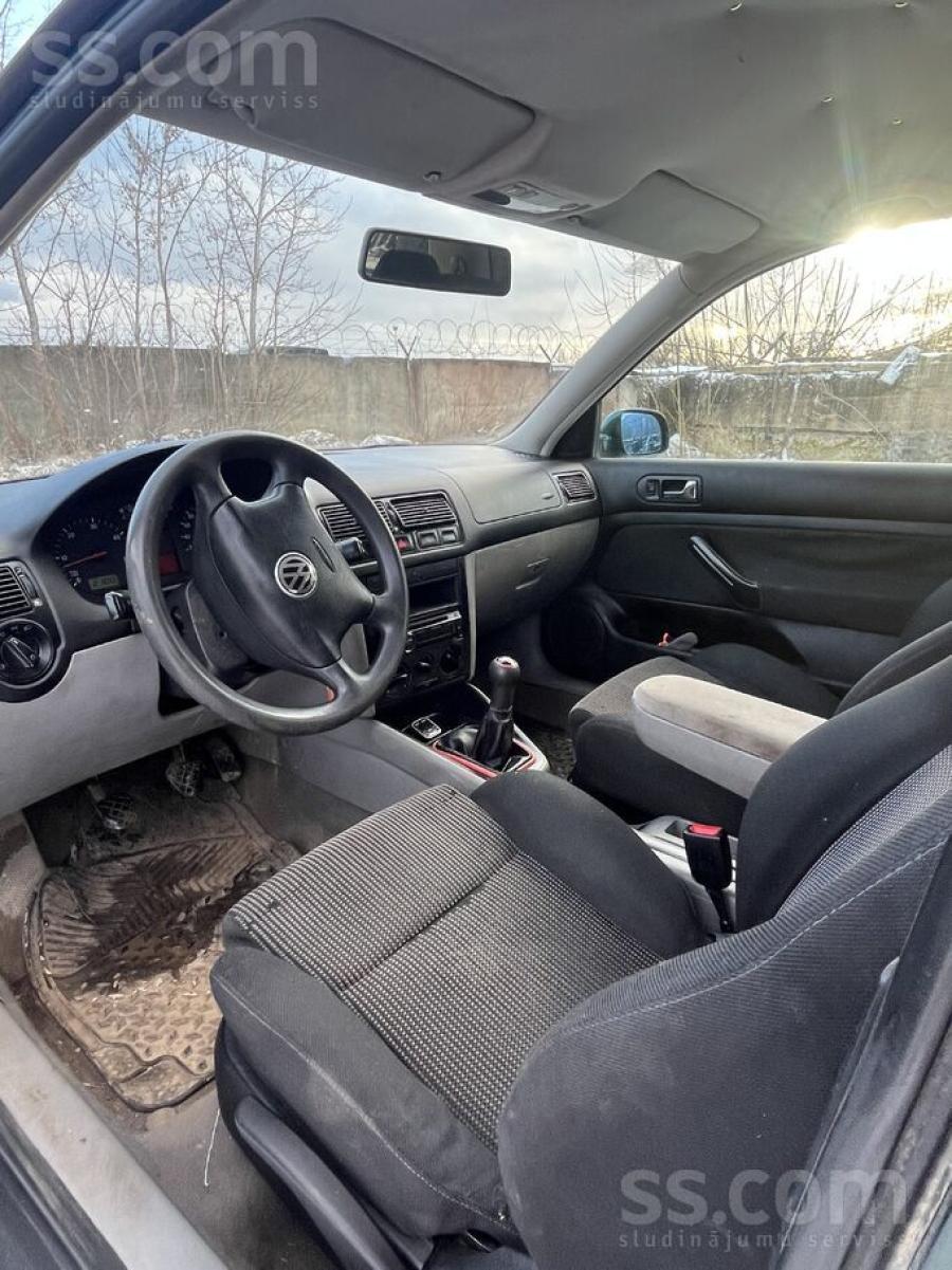 Zaļš Volkswagen Golf 1999 Rīga, ar dzinēja tilpumu 1.90 L un nobraukumu 344 tūkst. km par 1000 €, foto 7 vietnē AUTOMOTO.COM.LV