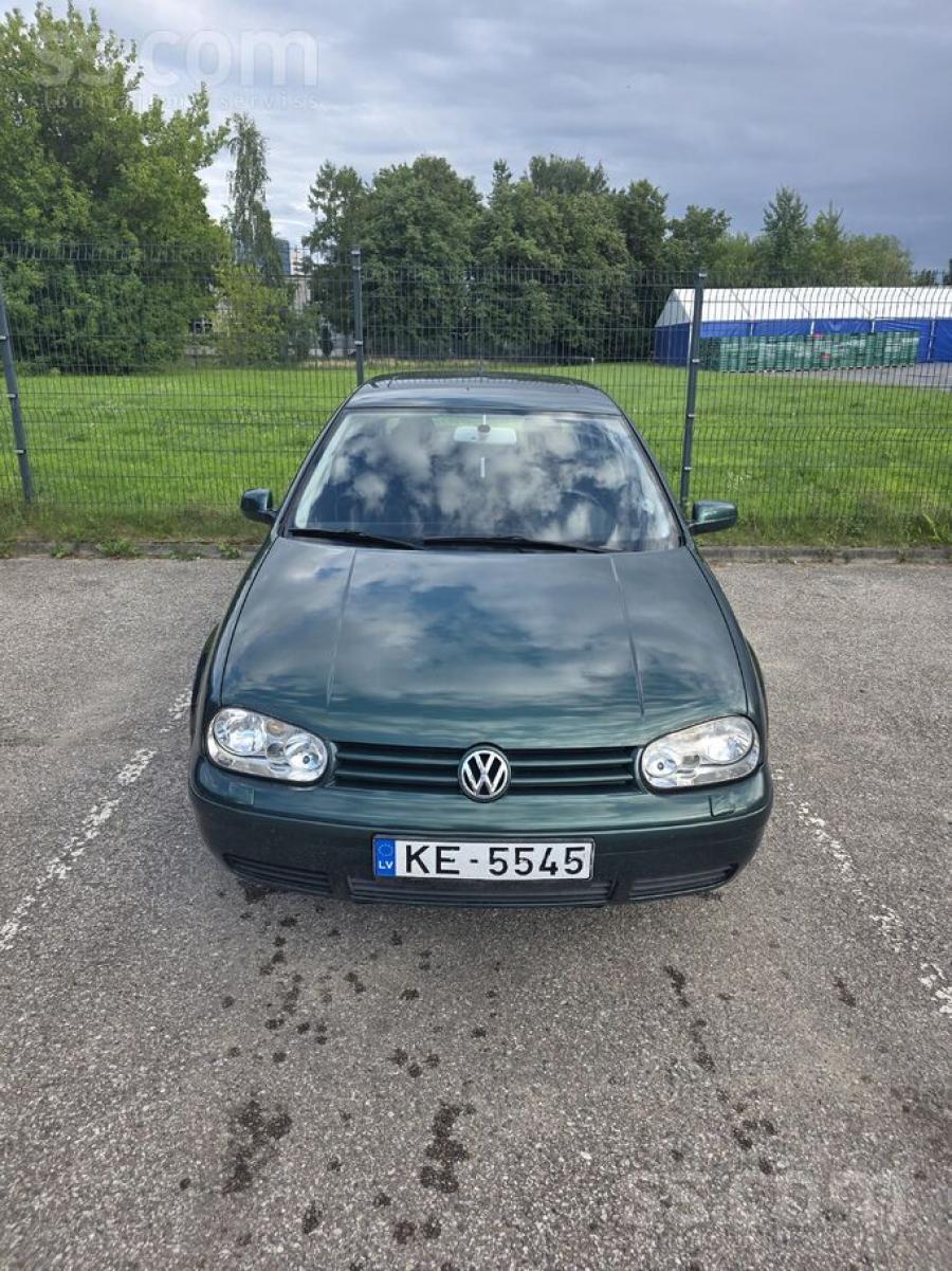 Zaļš Volkswagen Golf 2000 Rīga, ar dzinēja tilpumu 1.60 L un nobraukumu 180 tūkst. km par 1400 €, foto 6 vietnē AUTOMOTO.COM.LV