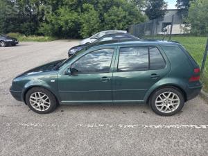 Zaļš Volkswagen Golf 2000 Rīga, ar dzinēja tilpumu 1.60 L un nobraukumu 180 tūkst. km par 1400 €, foto 7 vietnē AUTOMOTO.COM.LV