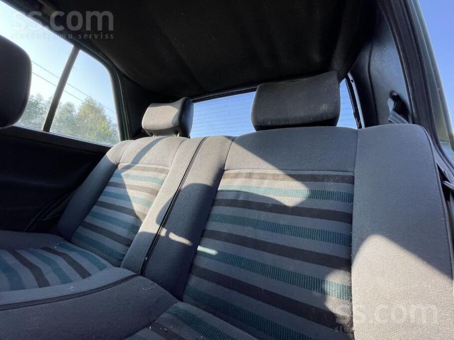 Green Volkswagen Golf 1985 in Tukums, with an engine capacity of 1.80 L and mileage of 289 thousand km for 1900 €, photo 14 on AUTOMOTO.COM.LV