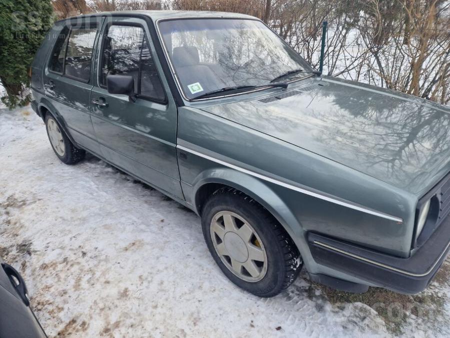 Zaļš Volkswagen Golf 1986 Bauska, ar dzinēja tilpumu 1.60 L un nobraukumu 236 tūkst. km par 800 €, foto 2 vietnē AUTOMOTO.COM.LV