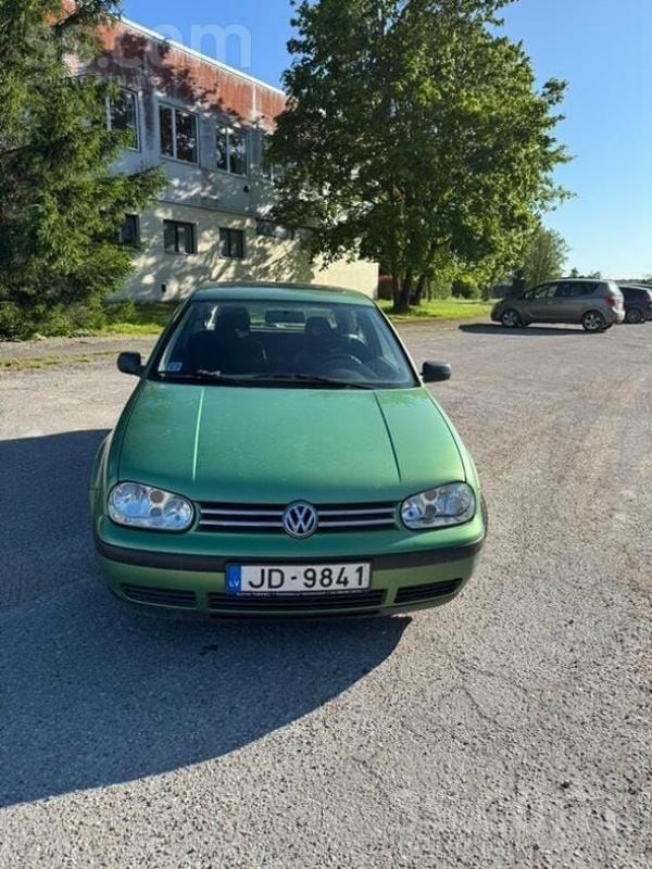 Green Volkswagen Golf 1998 in Dobele, with an engine capacity of 1.40 L and mileage of 206 thousand km for 650 €, photo 6 on AUTOMOTO.COM.LV