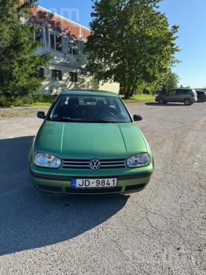 Green Volkswagen Golf 1998 in Dobele, with an engine capacity of 1.40 L and mileage of 206 thousand km for 650 €, photo 6 on AUTOMOTO.COM.LV