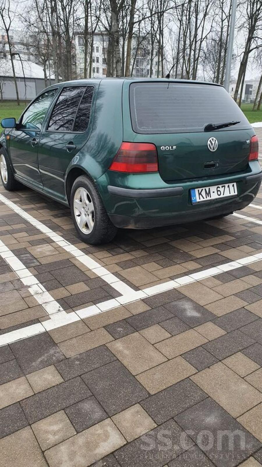 Zaļš Volkswagen Golf 1998 Rīga, ar dzinēja tilpumu 1.60 L un nobraukumu 310 tūkst. km par 1350 €, foto 5 vietnē AUTOMOTO.COM.LV