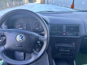 Zaļš Volkswagen Golf 1998 Marijampole, ar dzinēja tilpumu 1.60 L un nobraukumu 201 tūkst. km par 1100 €, foto 10 vietnē AUTOMOTO.COM.LV