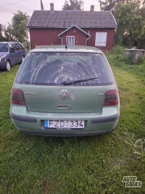 Zaļš Volkswagen Golf 1998 Šakiai, ar dzinēja tilpumu 1.90 L un nobraukumu 30 tūkst. km par 450 €, foto 5 vietnē AUTOMOTO.COM.LV