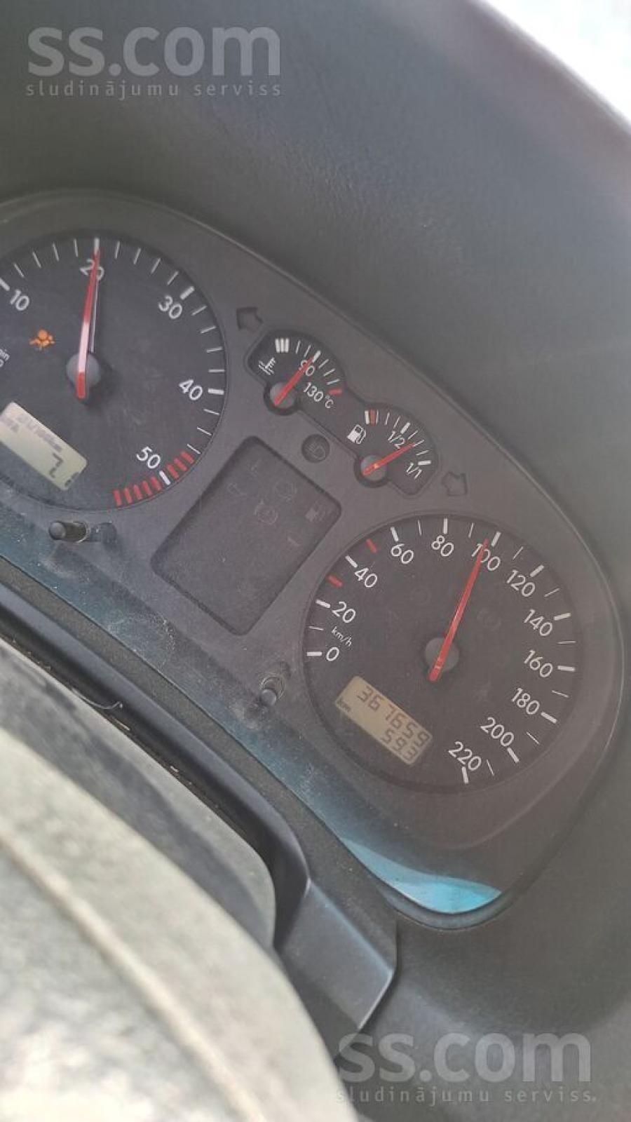 Zaļš Volkswagen Golf 1998 Cēsis, ar dzinēja tilpumu 1.90 L un nobraukumu 368 tūkst. km par 1250 €, foto 5 vietnē AUTOMOTO.COM.LV