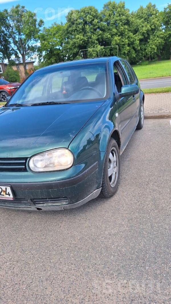 Green Volkswagen Golf 1998 in Cesis, with an engine capacity of 1.90 L and mileage of 368 thousand km for 1250 €, photo 5 on AUTOMOTO.COM.LV