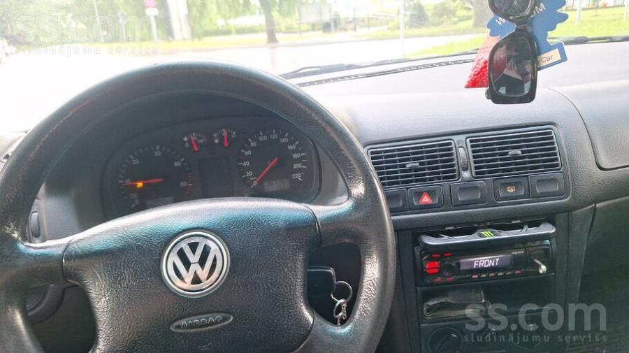 Zaļš Volkswagen Golf 1998 Cēsis, ar dzinēja tilpumu 1.90 L un nobraukumu 368 tūkst. km par 1250 €, foto 9 vietnē AUTOMOTO.COM.LV