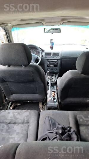 Zaļš Volkswagen Golf 1998 Cēsis, ar dzinēja tilpumu 1.90 L un nobraukumu 368 tūkst. km par 1250 €, foto 10 vietnē AUTOMOTO.COM.LV