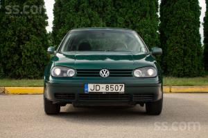 Zaļš Volkswagen Golf 1998 Jelgava, ar dzinēja tilpumu 1.90 L un nobraukumu 333 tūkst. km par 1490 €, foto 3 vietnē AUTOMOTO.COM.LV
