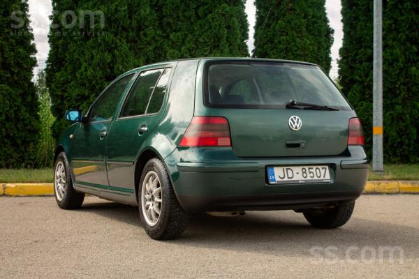 Zaļš Volkswagen Golf 1998 Jelgava, ar dzinēja tilpumu 1.90 L un nobraukumu 333 tūkst. km par 1490 €, foto 4 vietnē AUTOMOTO.COM.LV