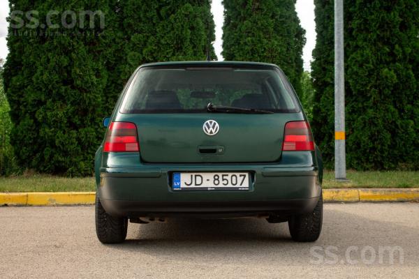 Zaļš Volkswagen Golf 1998 Jelgava, ar dzinēja tilpumu 1.90 L un nobraukumu 333 tūkst. km par 1490 €, foto 5 vietnē AUTOMOTO.COM.LV