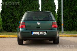 Zaļš Volkswagen Golf 1998 Jelgava, ar dzinēja tilpumu 1.90 L un nobraukumu 333 tūkst. km par 1490 €, foto 6 vietnē AUTOMOTO.COM.LV
