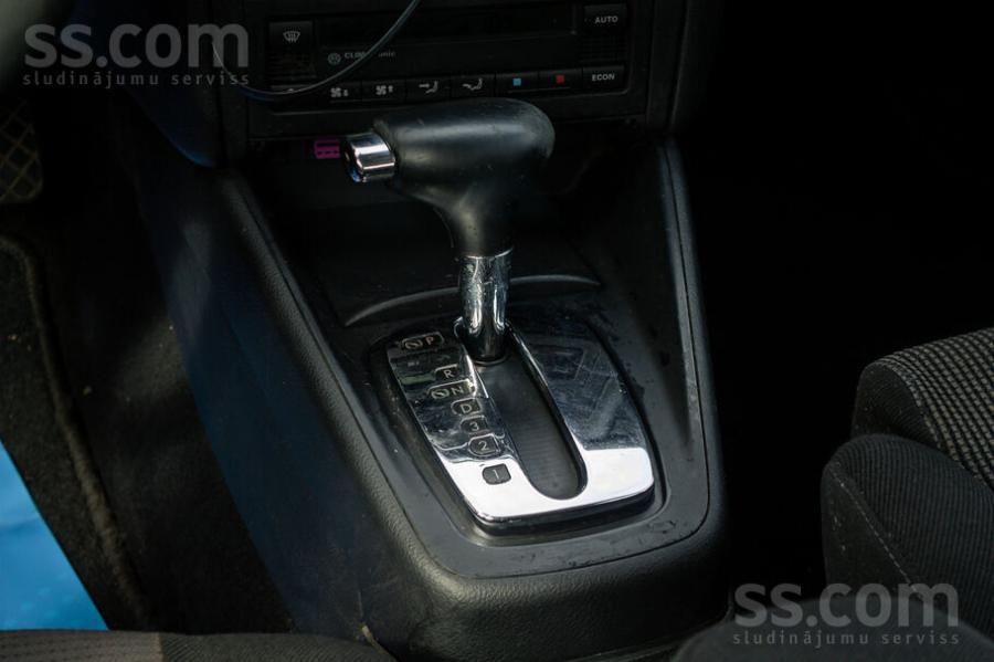 Zaļš Volkswagen Golf 1998 Jelgava, ar dzinēja tilpumu 1.90 L un nobraukumu 333 tūkst. km par 1490 €, foto 16 vietnē AUTOMOTO.COM.LV
