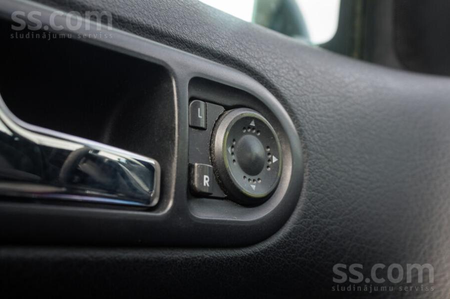 Zaļš Volkswagen Golf 1998 Jelgava, ar dzinēja tilpumu 1.90 L un nobraukumu 333 tūkst. km par 1490 €, foto 18 vietnē AUTOMOTO.COM.LV