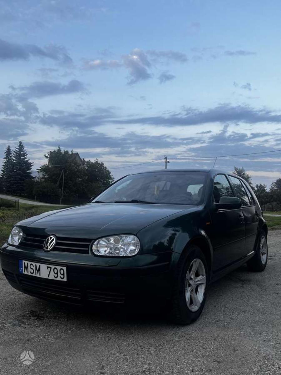 Zaļš Volkswagen Golf 1998 Kauņa, ar dzinēja tilpumu 1.60 L un nobraukumu 256 tūkst. km par 600 €, foto 3 vietnē AUTOMOTO.COM.LV