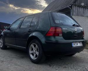 Zaļš Volkswagen Golf 1998 Kauņa, ar dzinēja tilpumu 1.60 L un nobraukumu 256 tūkst. km par 600 €, foto 4 vietnē AUTOMOTO.COM.LV